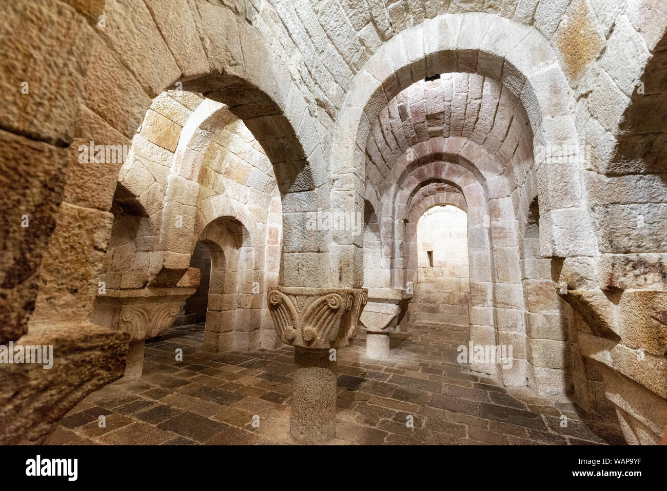 Leyre, Spain - August 10, 2019 : Interior of the ancient romanesque ...