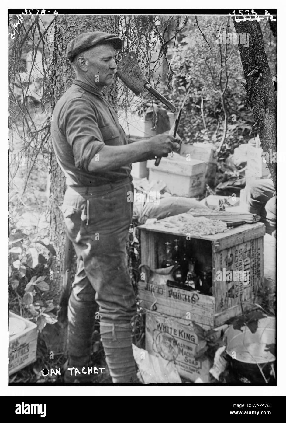 Dan tachet hi-res stock photography and images - Alamy