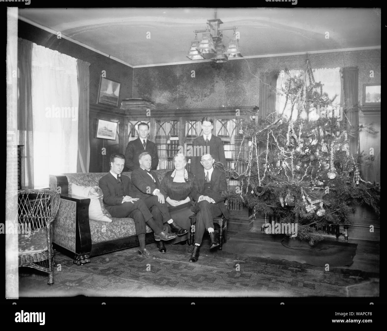 Photo christmas tree decorations Black and White Stock Photos & Images ...