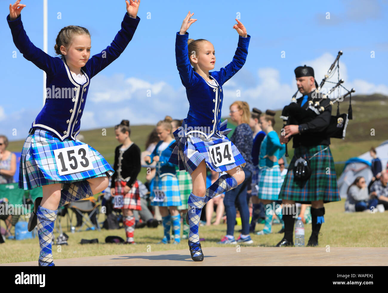 Children dancing scotland hi-res stock photography and images - Alamy