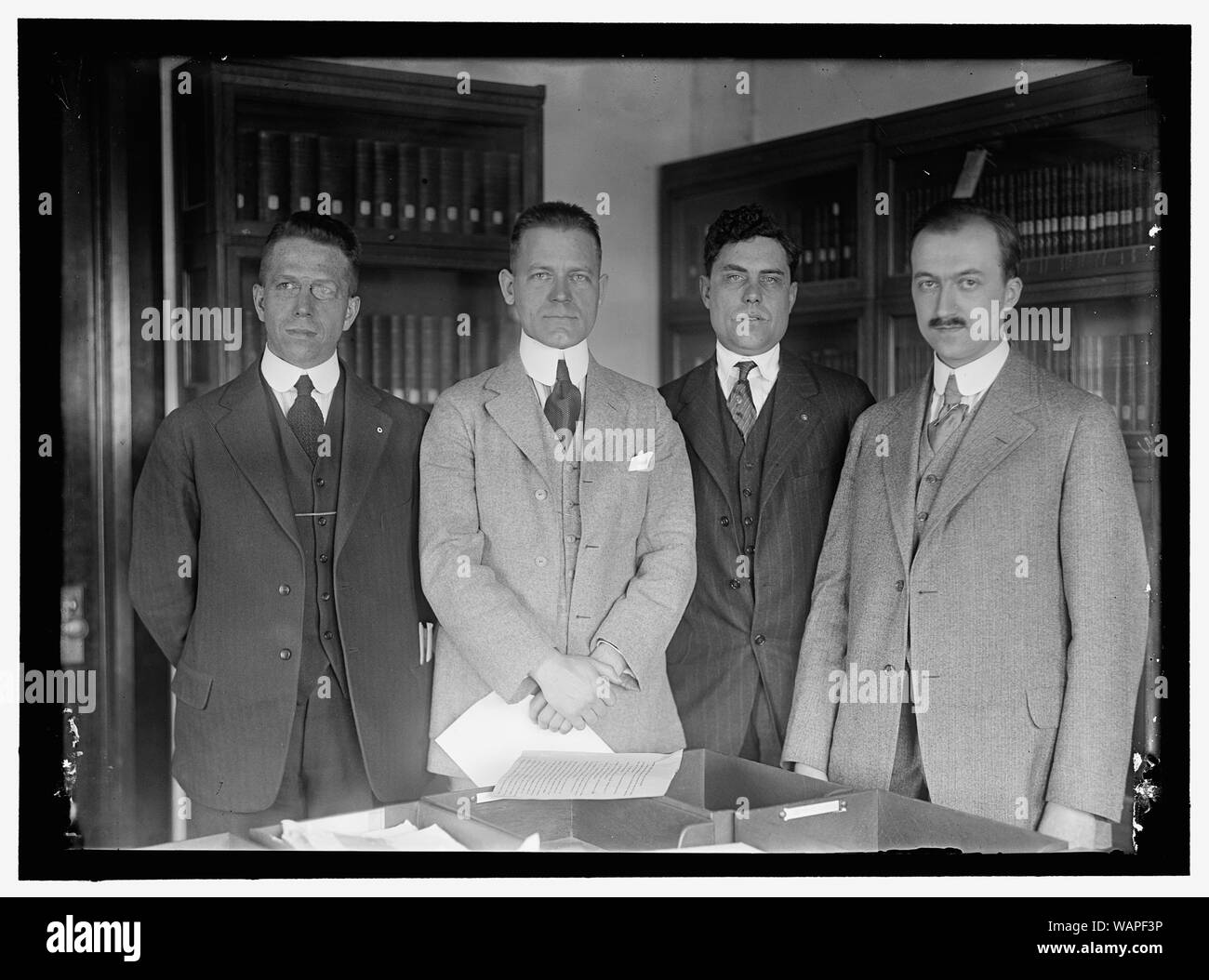 Figure left Cut Out Stock Images & Pictures - Alamy