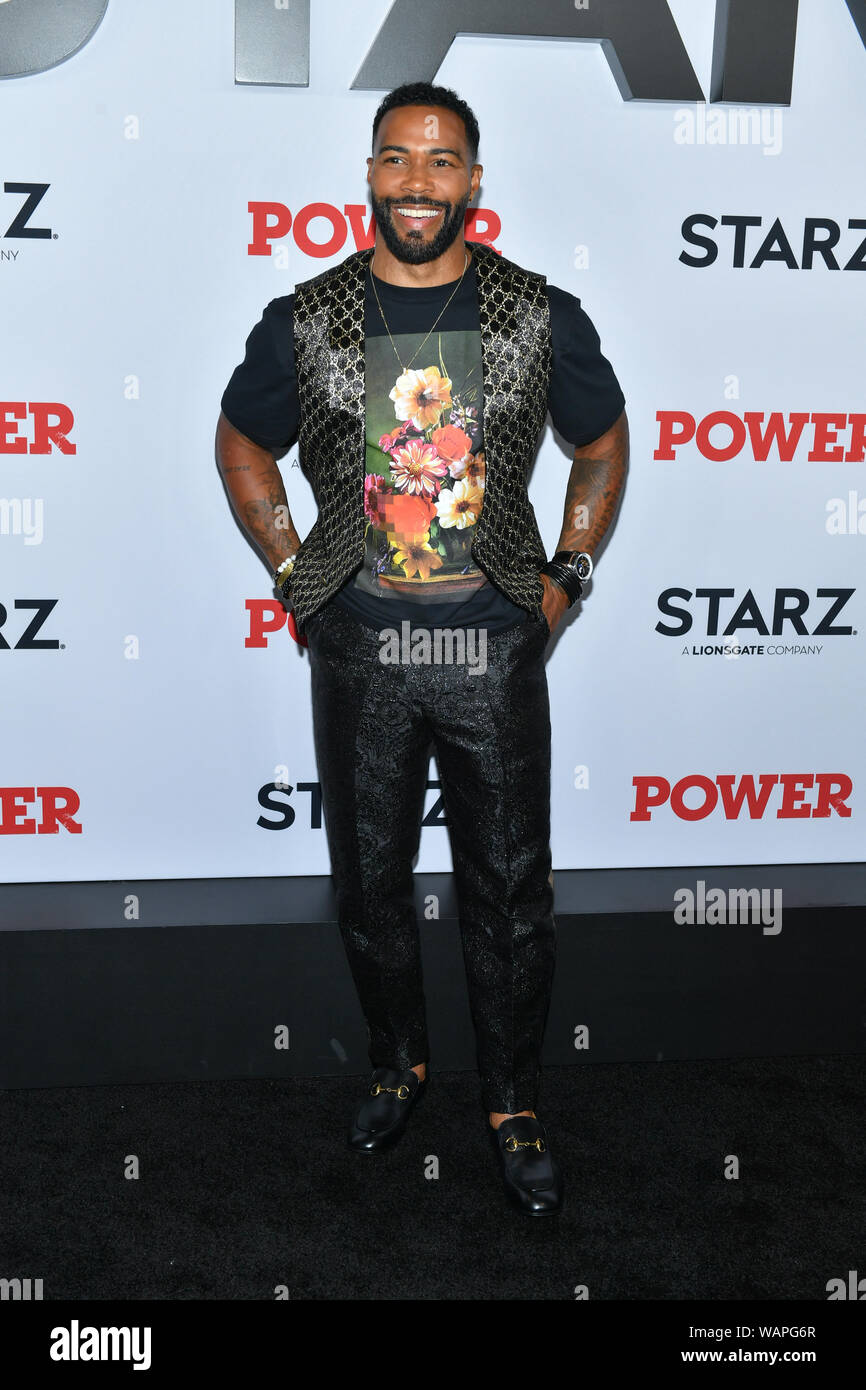 Arts culture and entertainment red carpet hi-res stock photography and ...