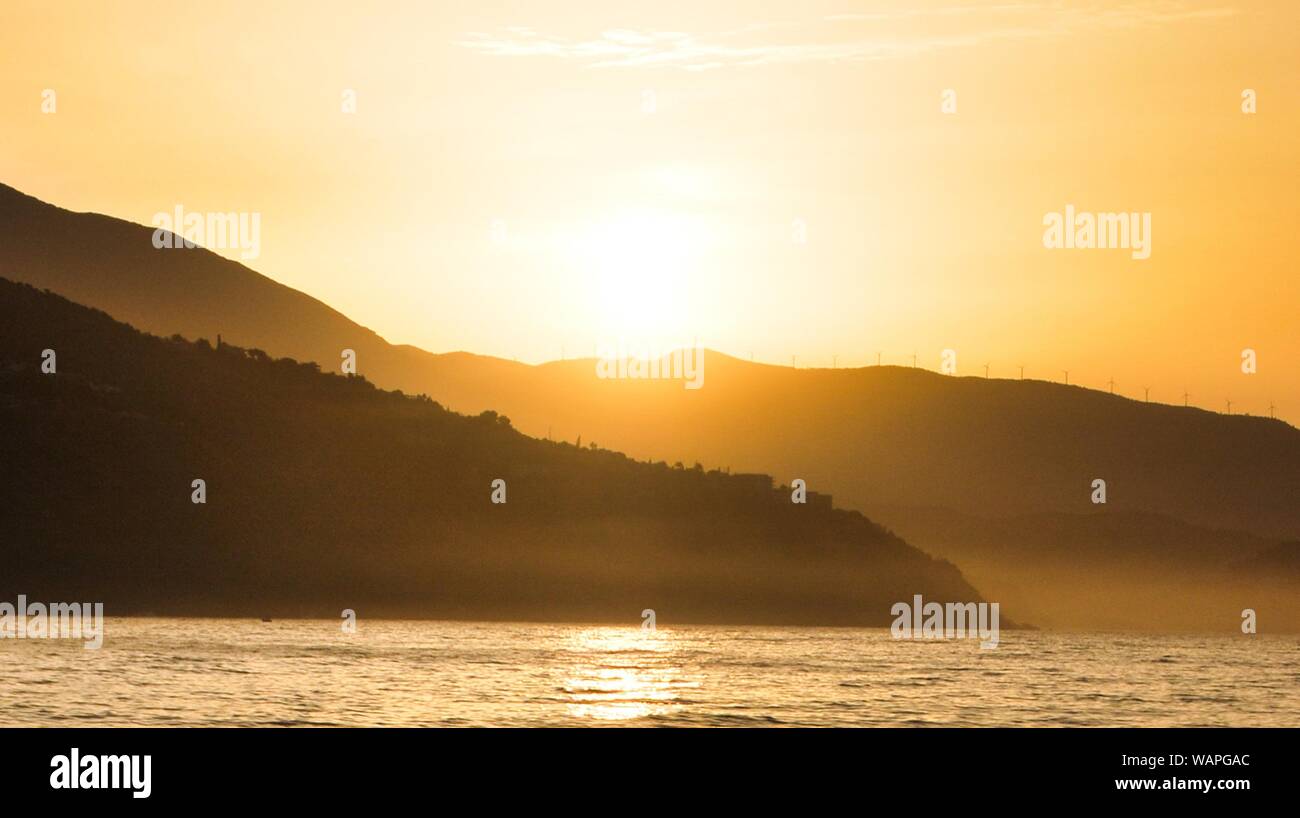 Equator sunrise hi-res stock photography and images - Alamy