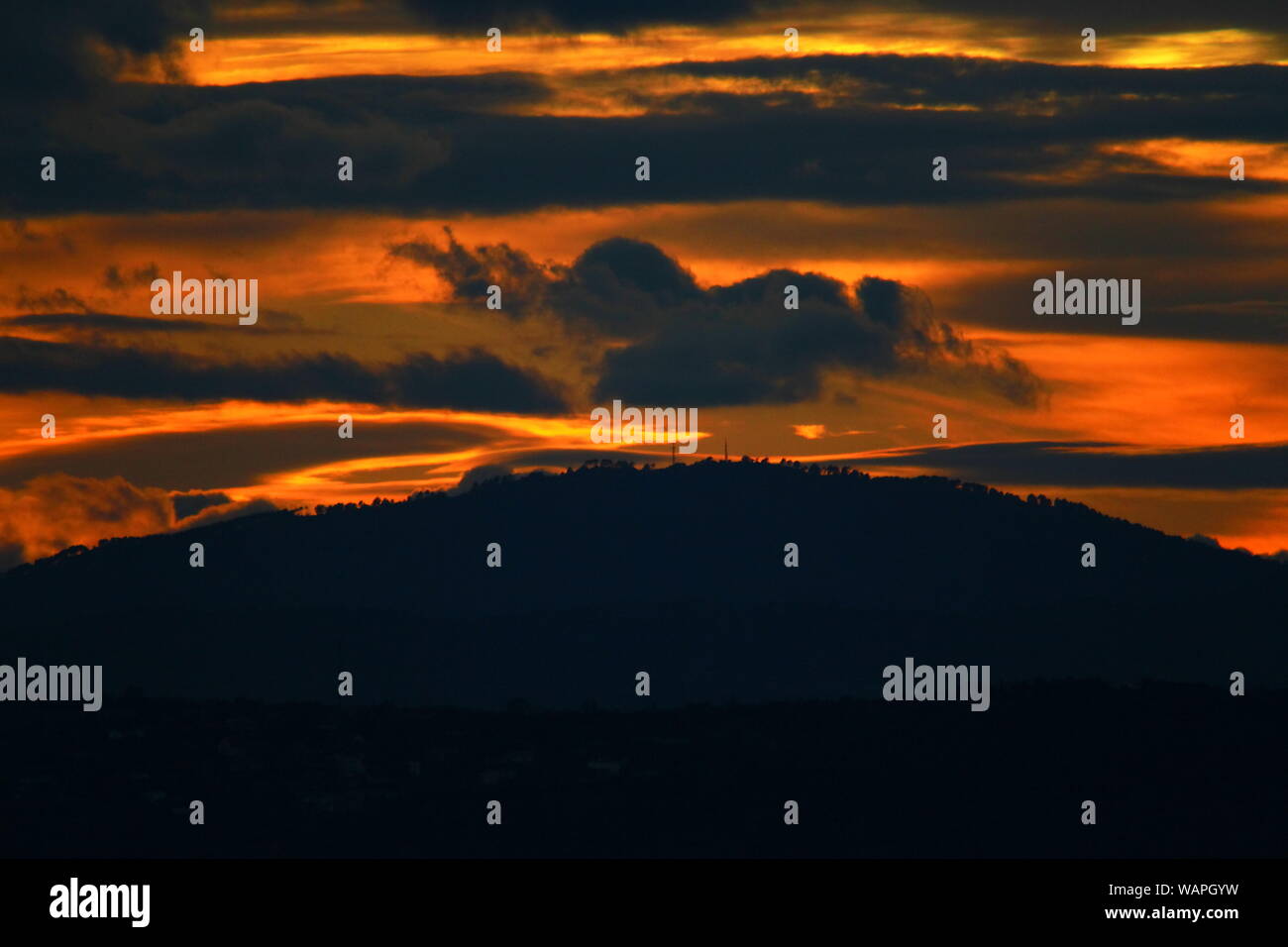 African sunset colours hi-res stock photography and images - Alamy