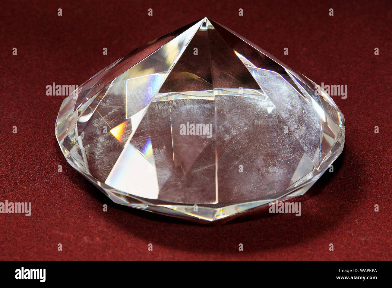 Big diamond gem ruby hi-res stock photography and images - Alamy
