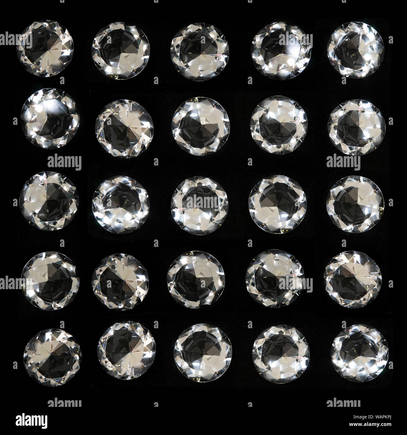 Five diamond hi-res stock photography and images - Alamy