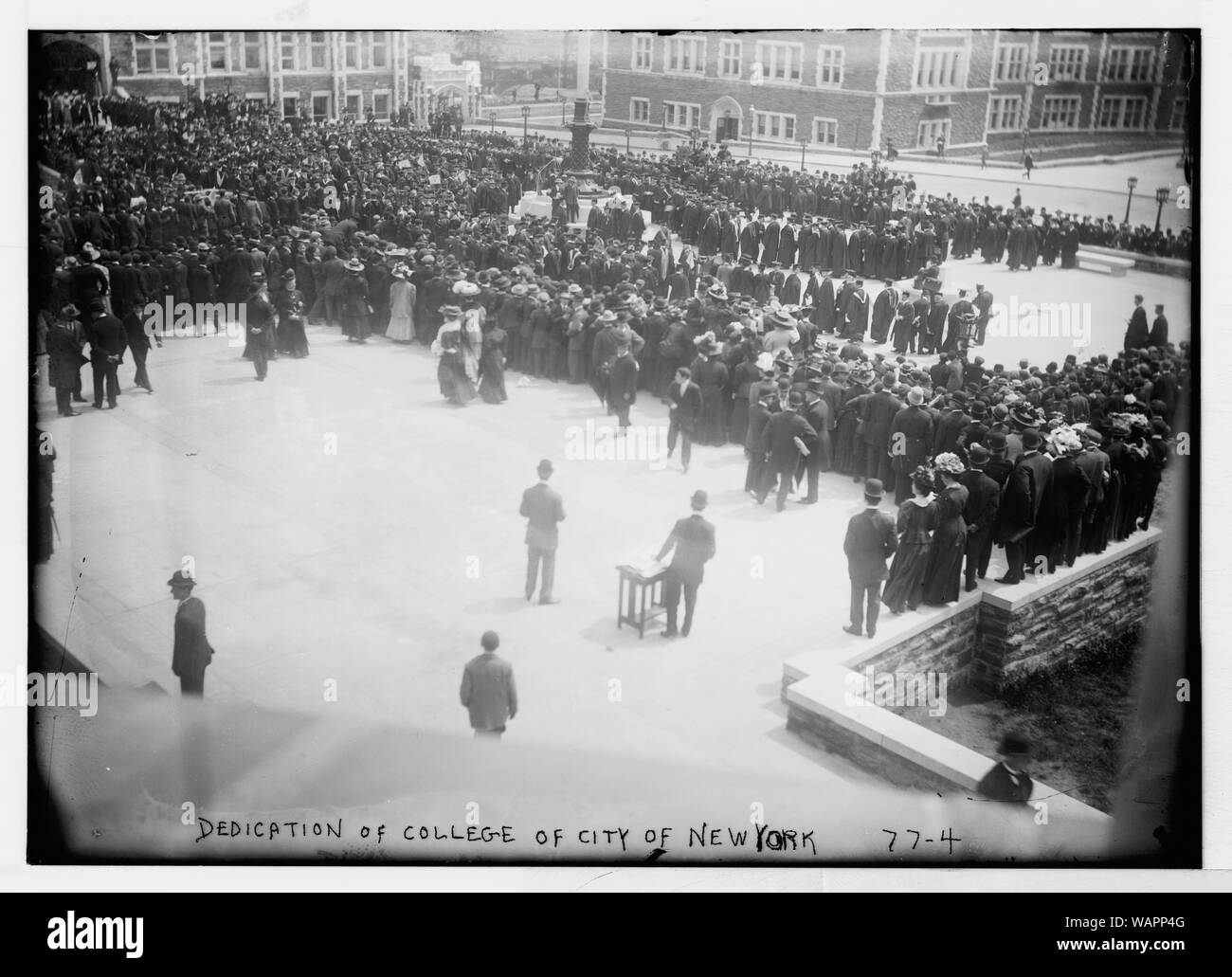 School building dedication hi-res stock photography and images - Alamy