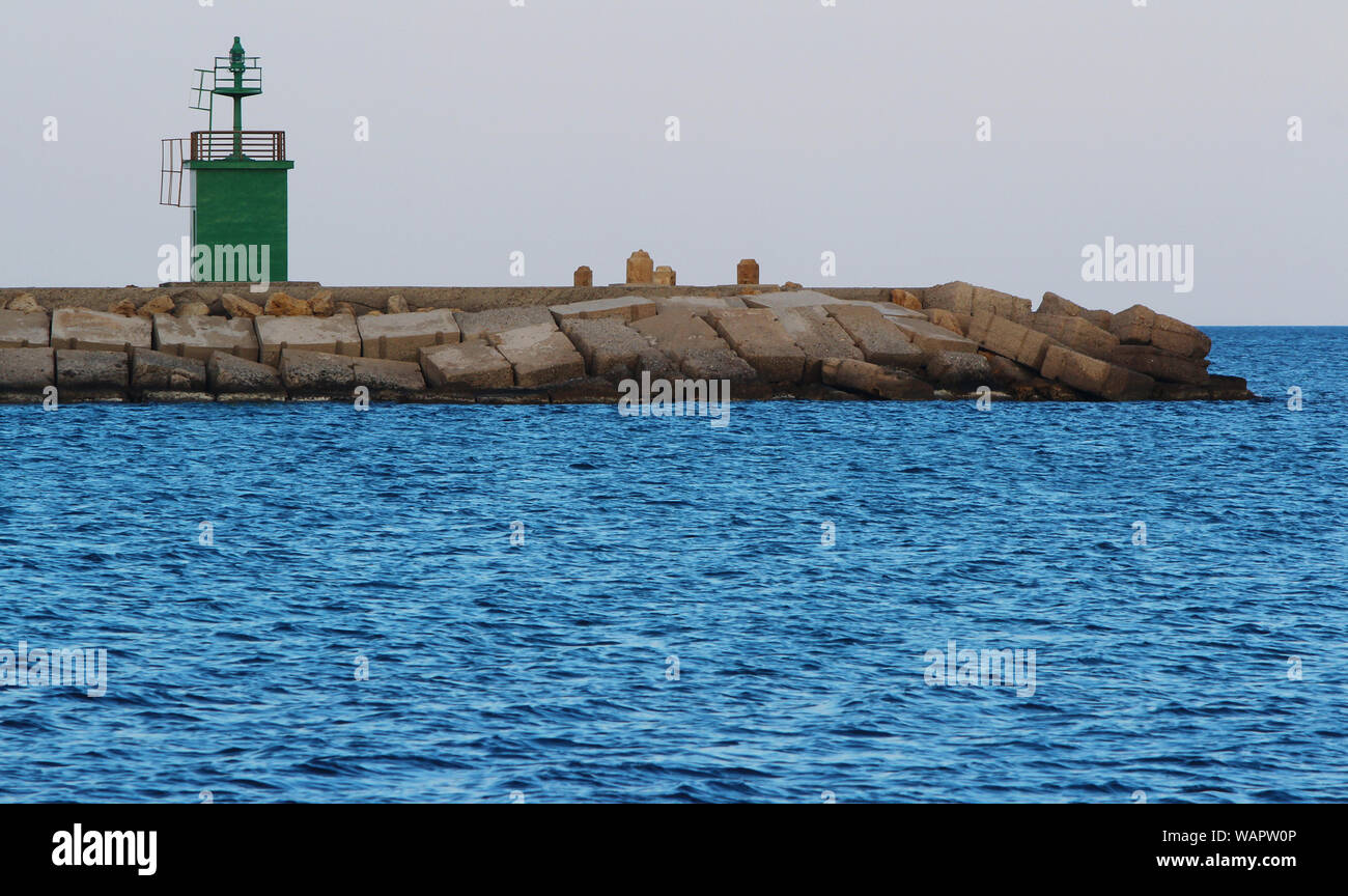 Green lighthouse hi-res stock photography and images - Alamy