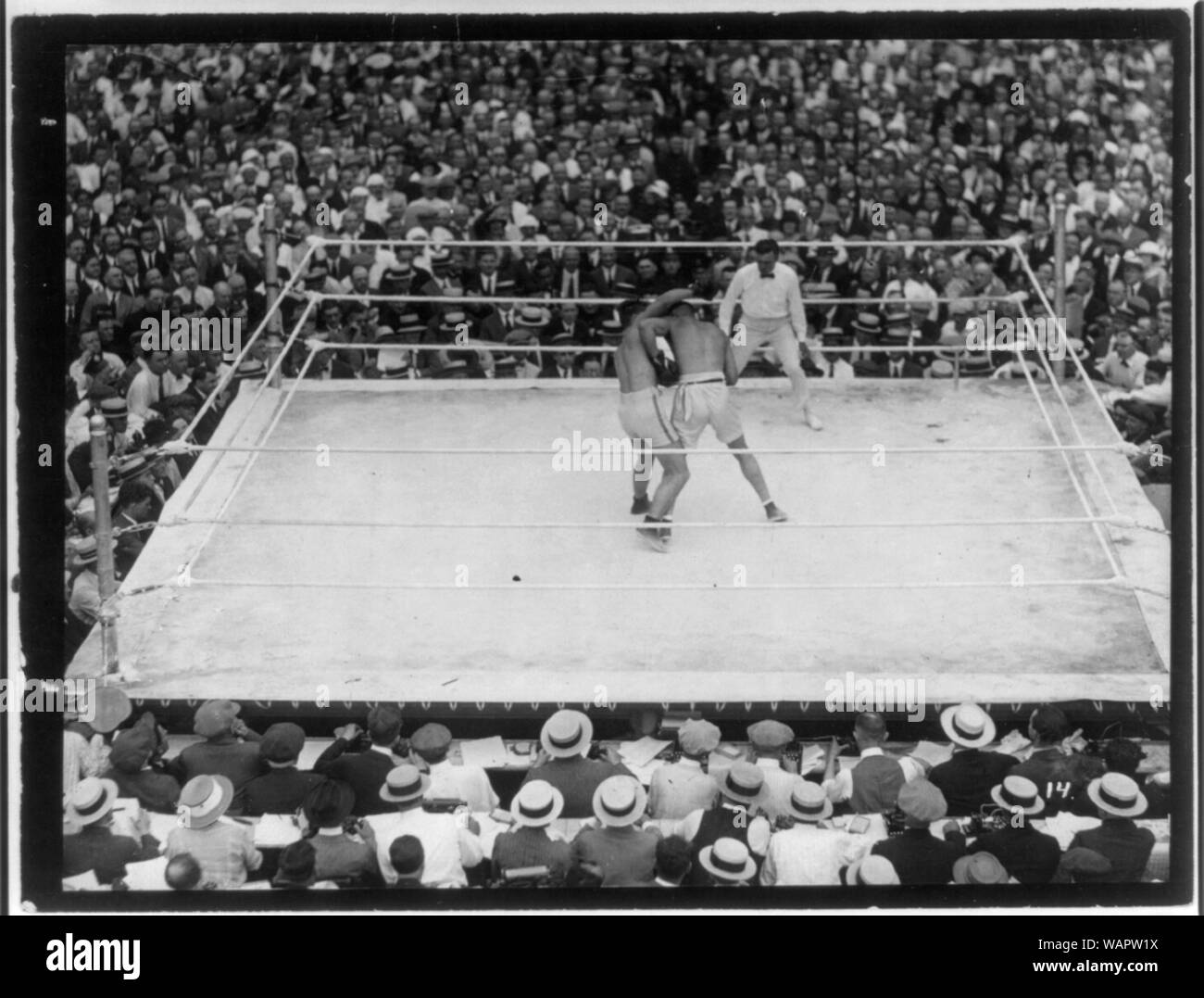 Carpentier dempsey hi-res stock photography and images - Alamy