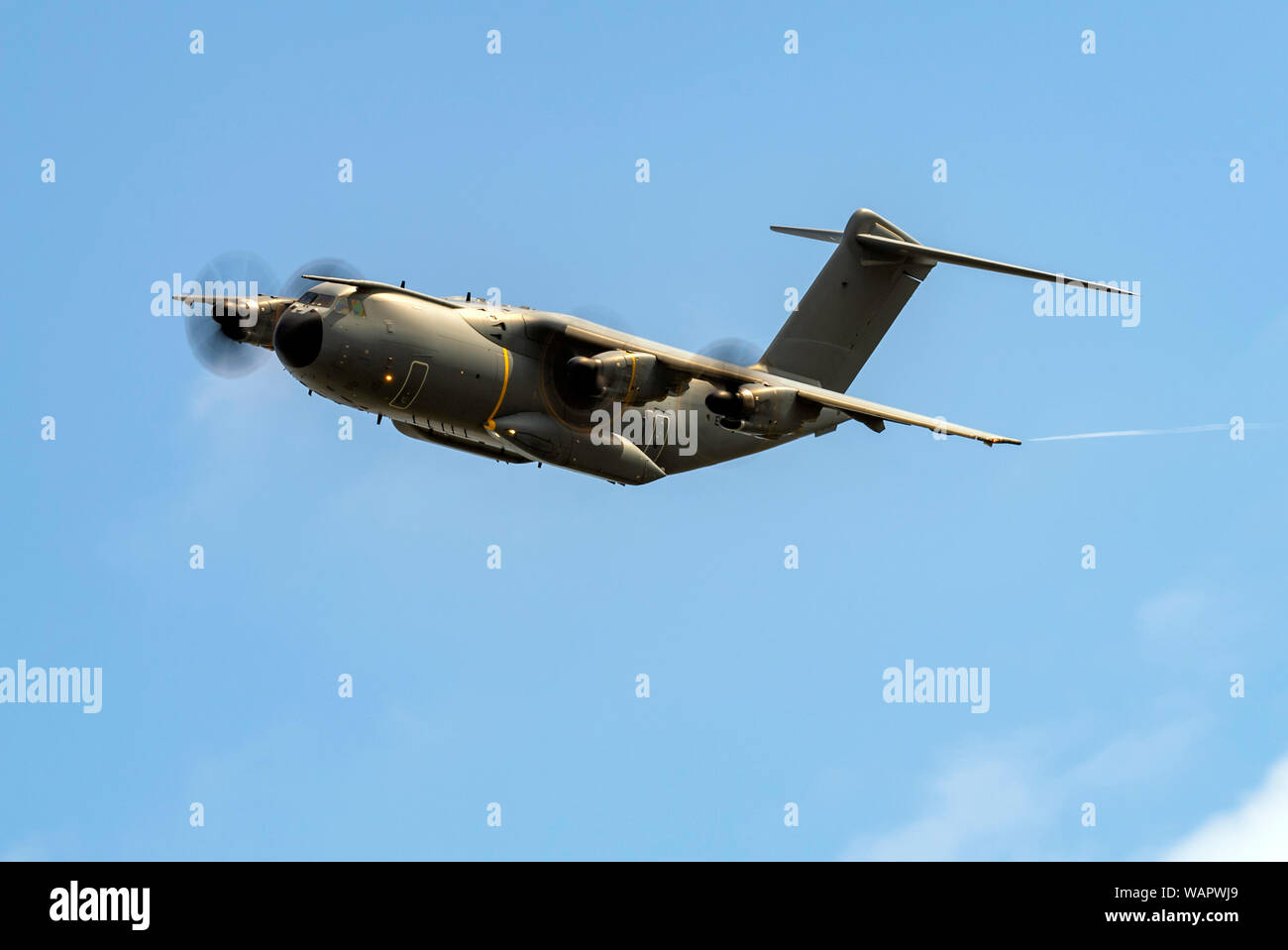 Airbus a400m cockpit hi-res stock photography and images - Alamy
