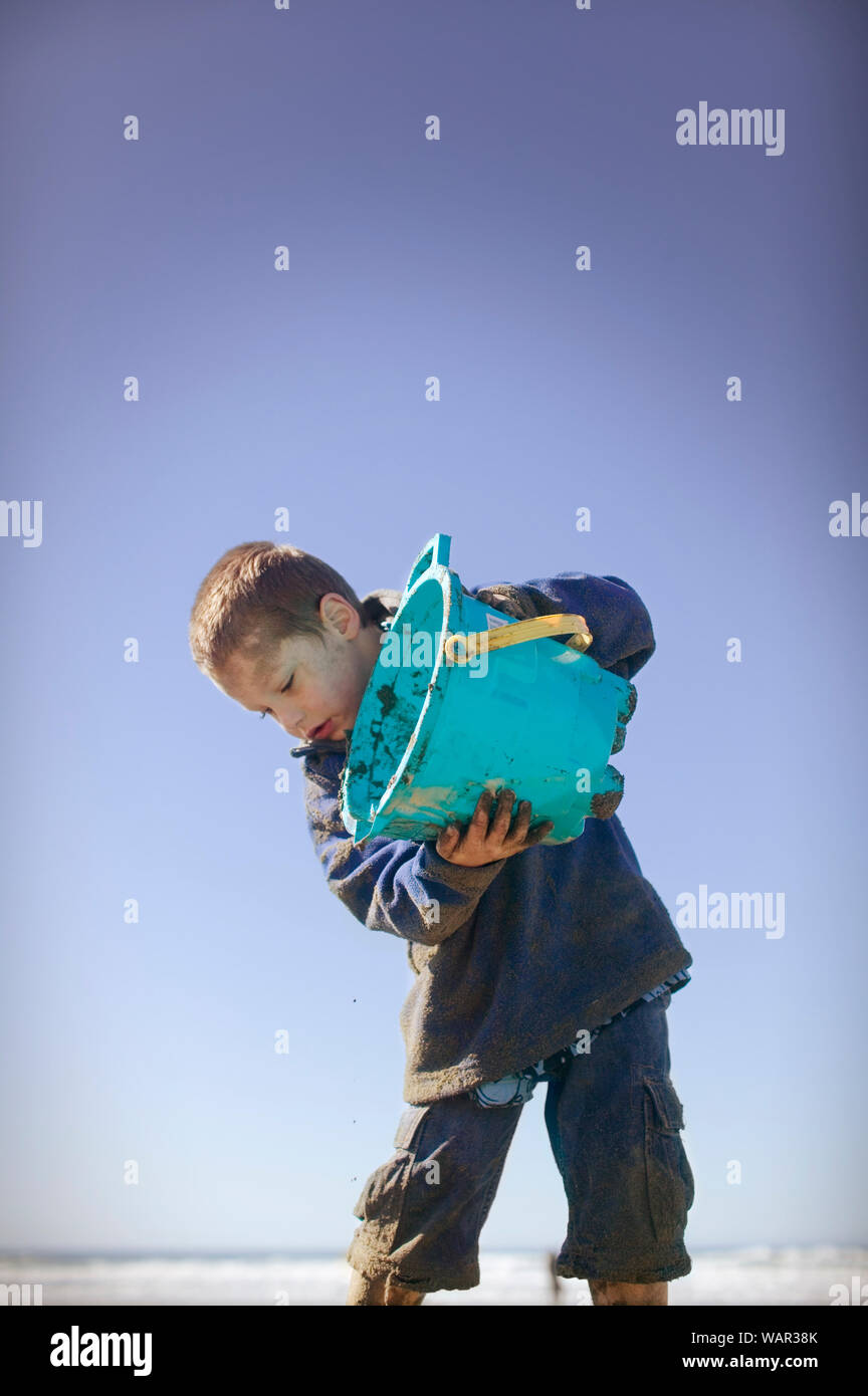 A boy covered with sand hi-res stock photography and images - Alamy