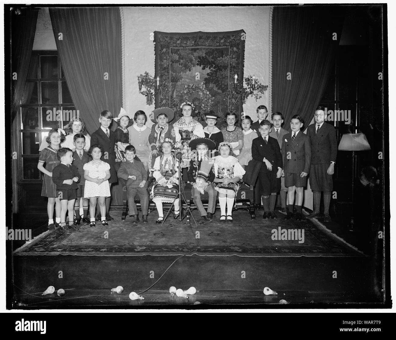 Diplomatic archives hi-res stock photography and images - Alamy