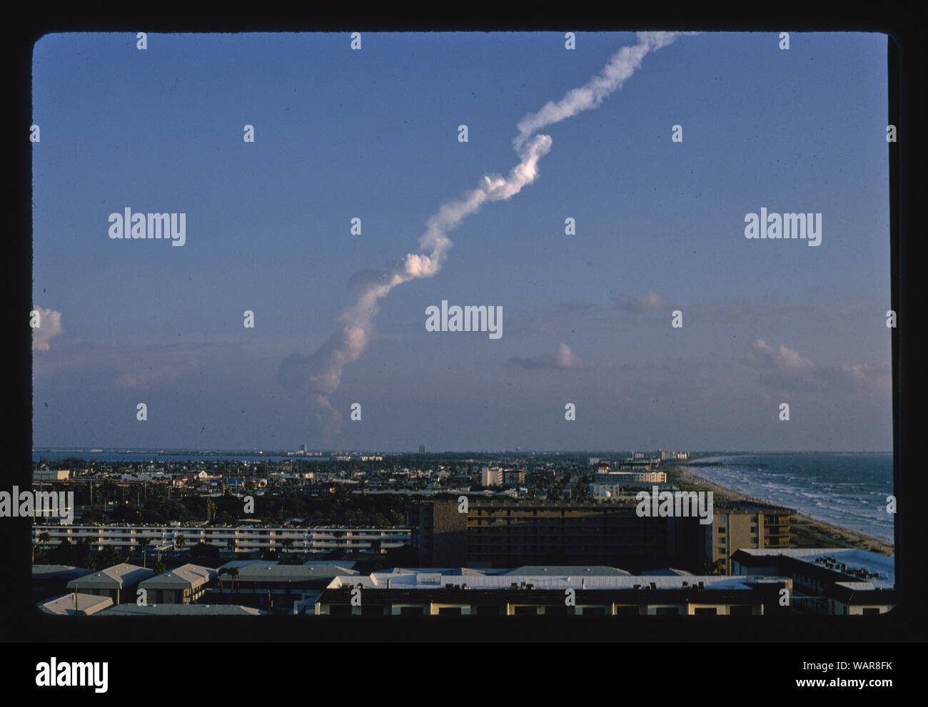 Discovery Space Shuttle Launch, Cocoa Beach, Florida Stock Photo - Alamy