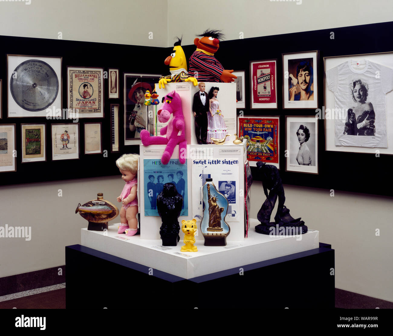 Display of iconic American artifacts at the Library of Congress in the ...