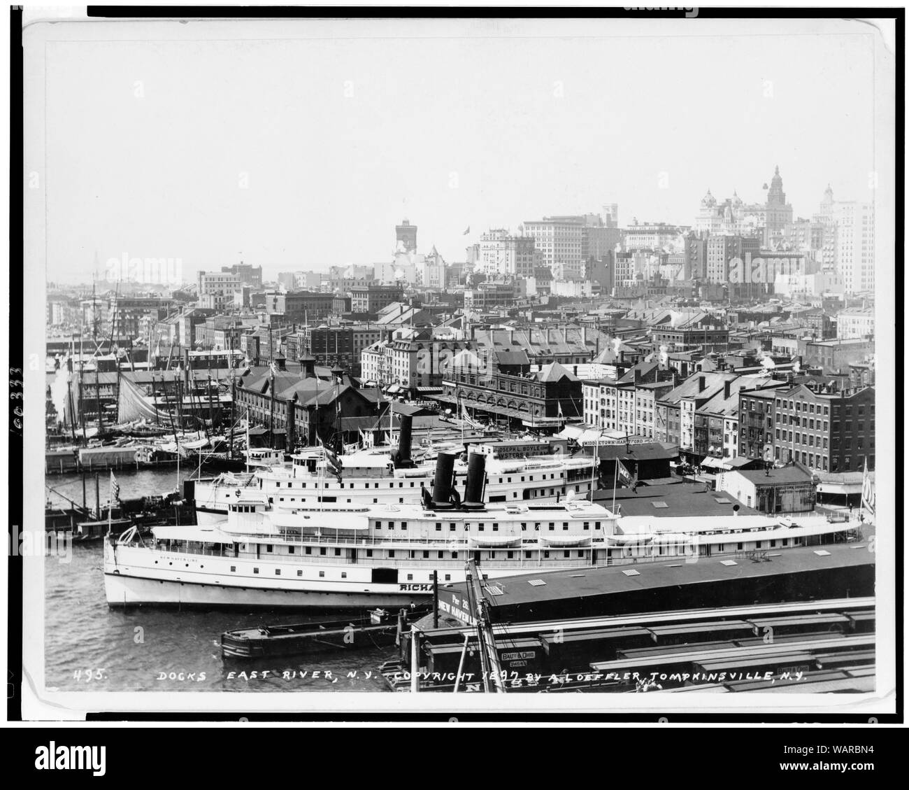 York river docks Black and White Stock Photos & Images - Alamy
