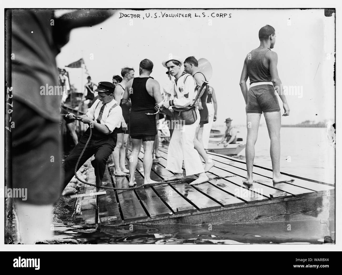 Medical service corps officer Black and White Stock Photos & Images - Alamy