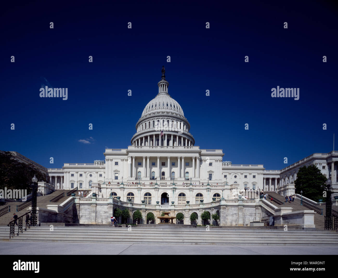U s capitol building architecture style hi-res stock photography and ...