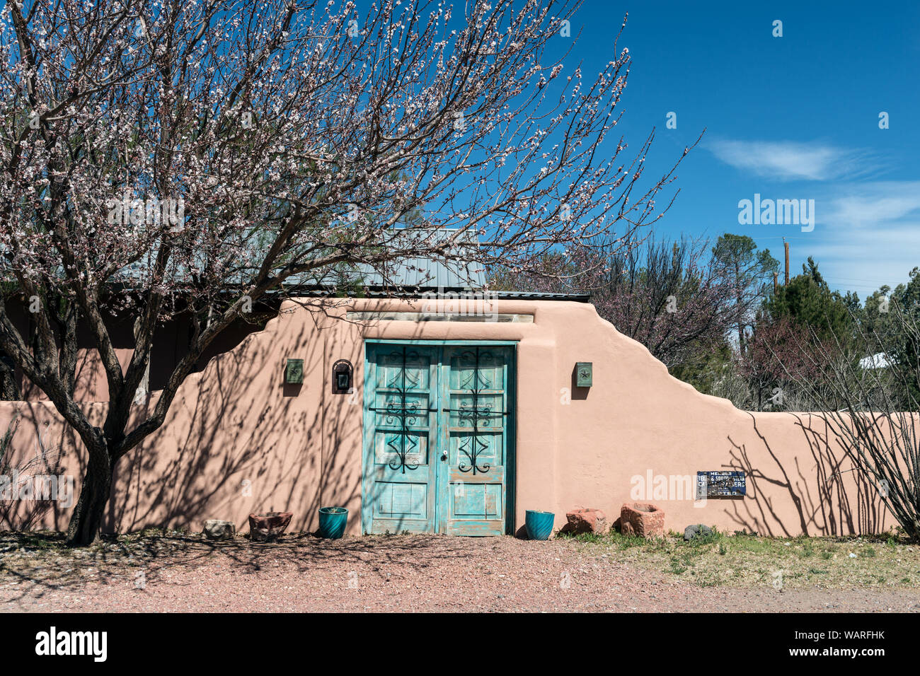 Historic adobe style buildings hi-res stock photography and images - Alamy