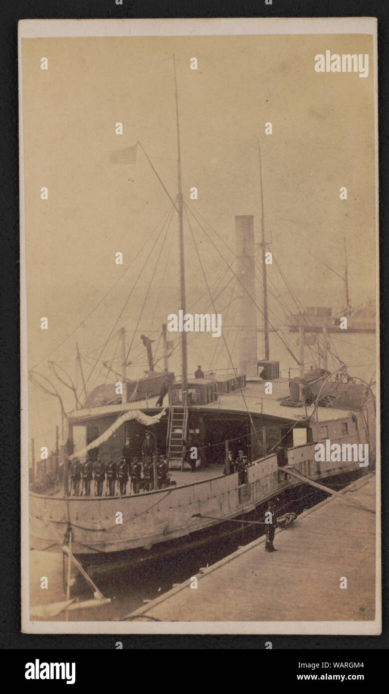 Double-ended ferry gunboat with Union soldiers on deck Stock Photo - Alamy