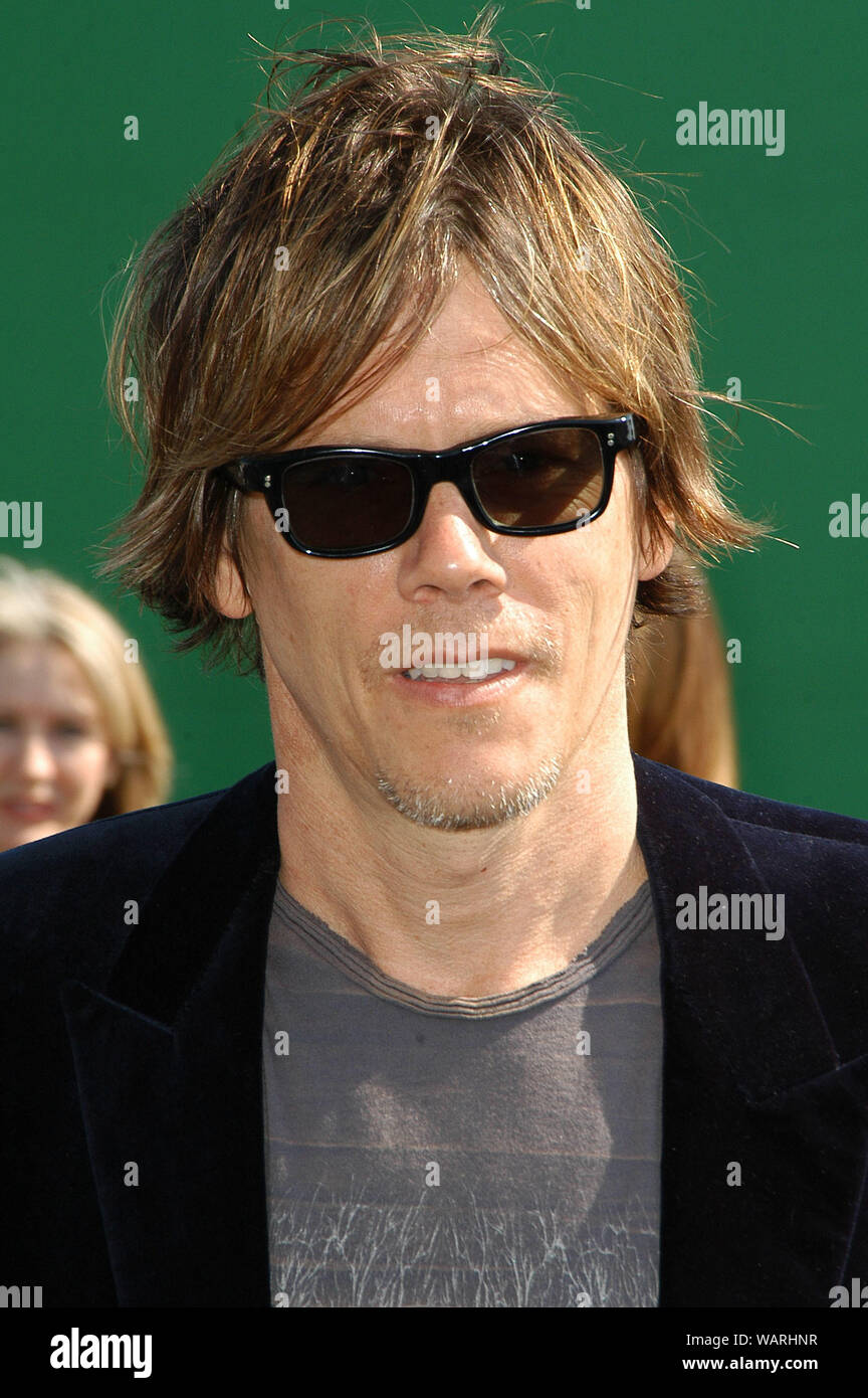 Kevin Bacon at the 20th IFP Independent Spirit Awards held at the Santa ...