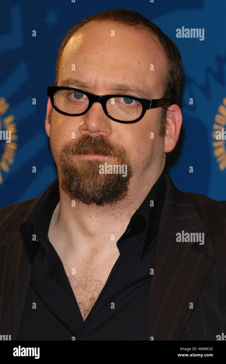 Paul Giamatti at the 57th Annual DGA Awards - Press Room held at ...