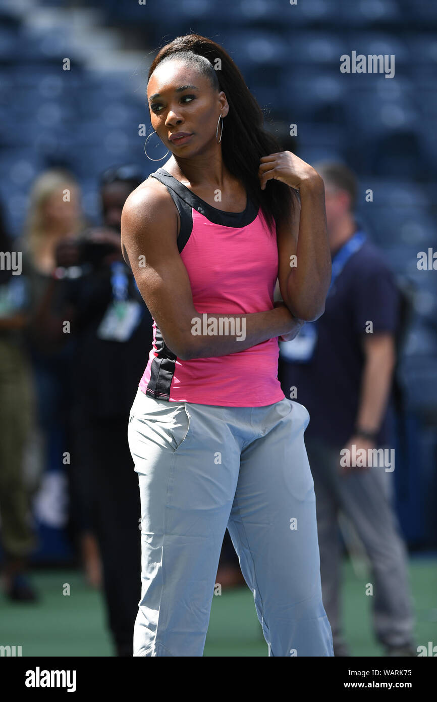 Venus williams 2019 hi-res stock photography and images - Alamy