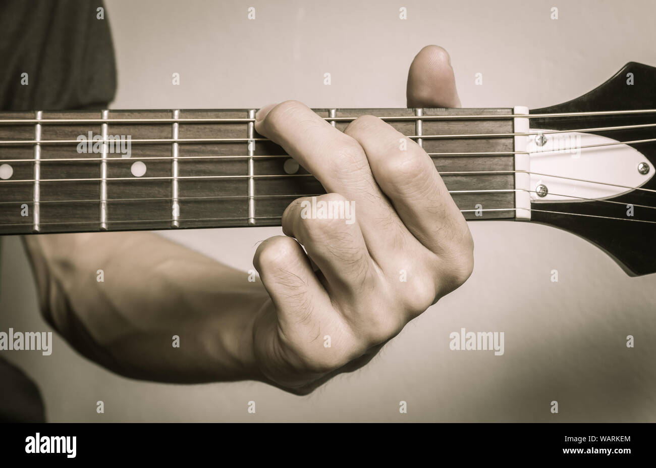 Simple G Minor Guitar Chord Shapes With Charts Blackspot 43 Off