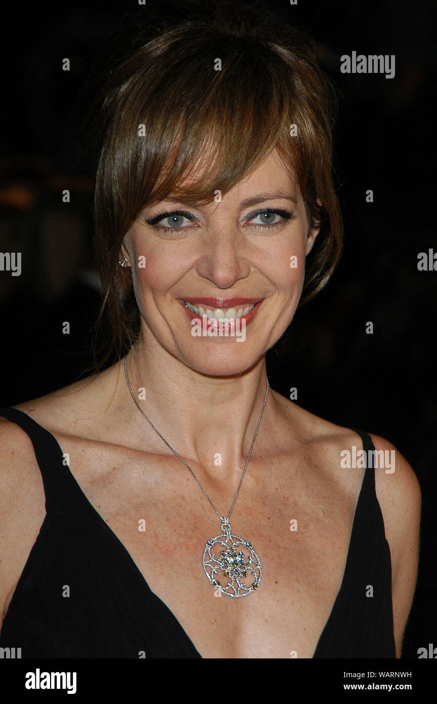 Allison Janney at the 2005 Vanity Fair Oscar Party held at Morton's ...