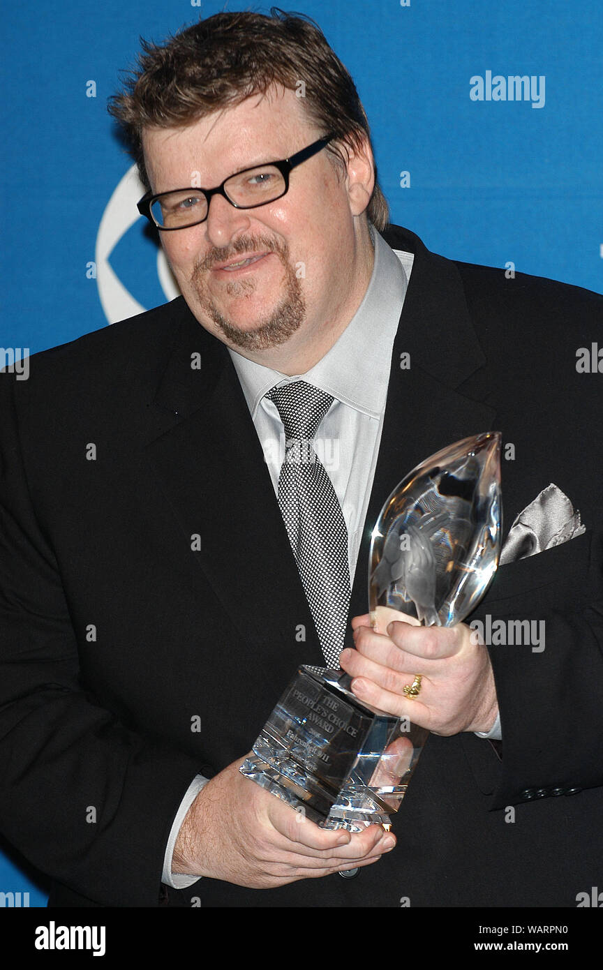 Michael Moore at The 31st Annual People's Choice Awards - Press Room ...