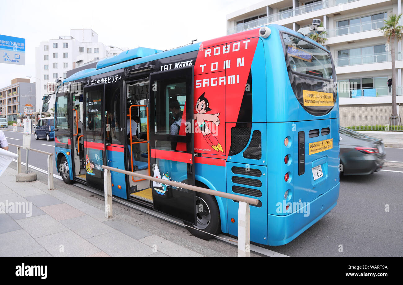 Fujisawa, Japan. 21st Aug, 2019. An autonomous driving bus runs ...
