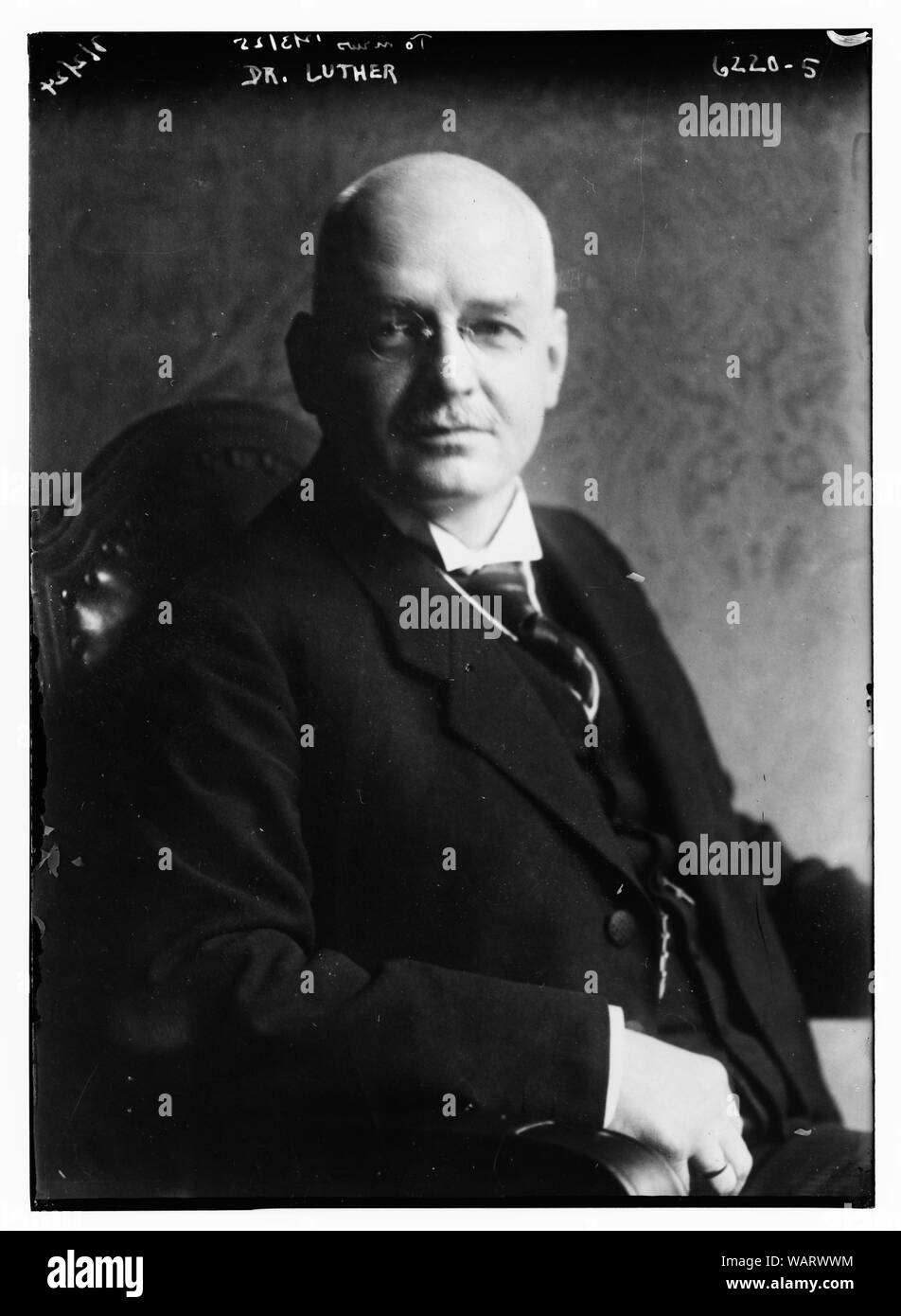 Catholic protestant conflict Black and White Stock Photos & Images - Alamy