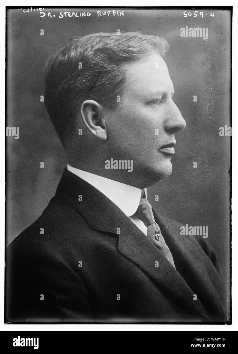 Ruffin hi-res stock photography and images - Alamy