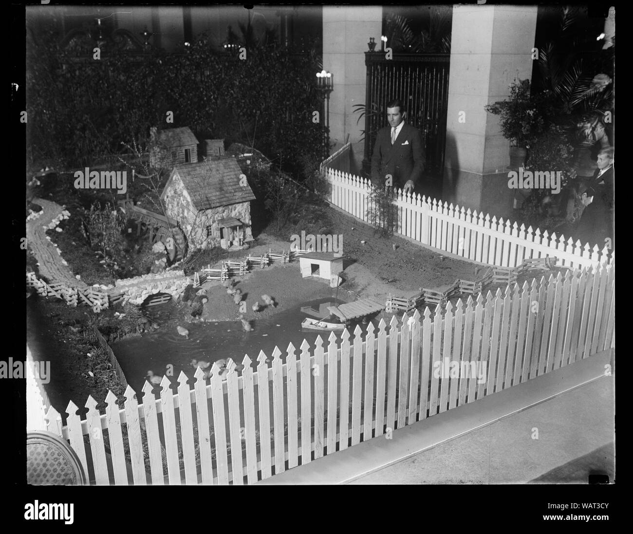 Pond natural Black and White Stock Photos & Images - Alamy