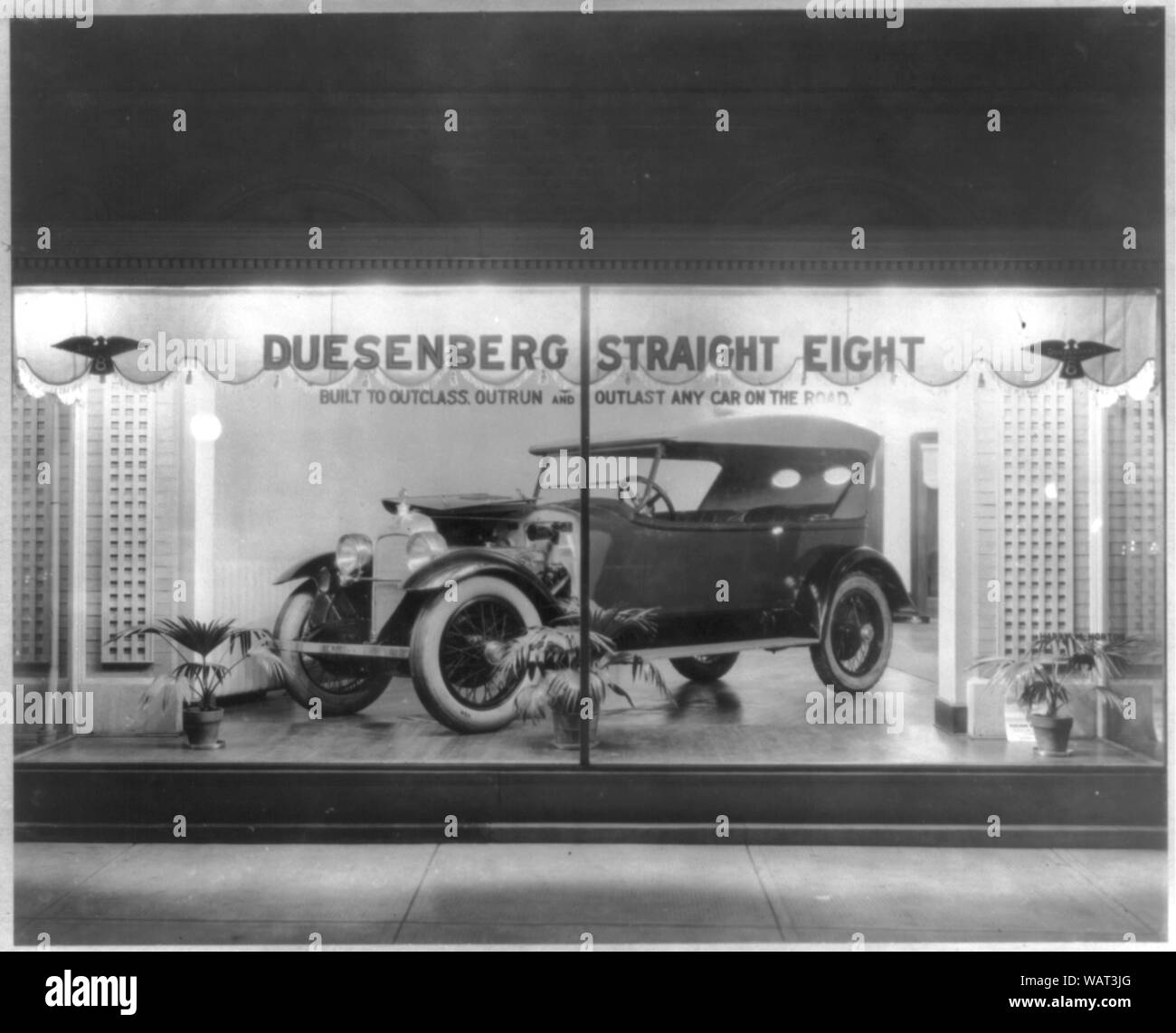 Car duesenberg Black and White Stock Photos & Images - Alamy