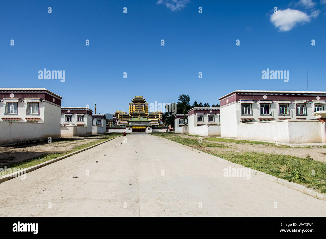 Sichuan, Sichuan, China. 22nd Aug, 2019. Sichuan, CHINA-Gemo Temple ...