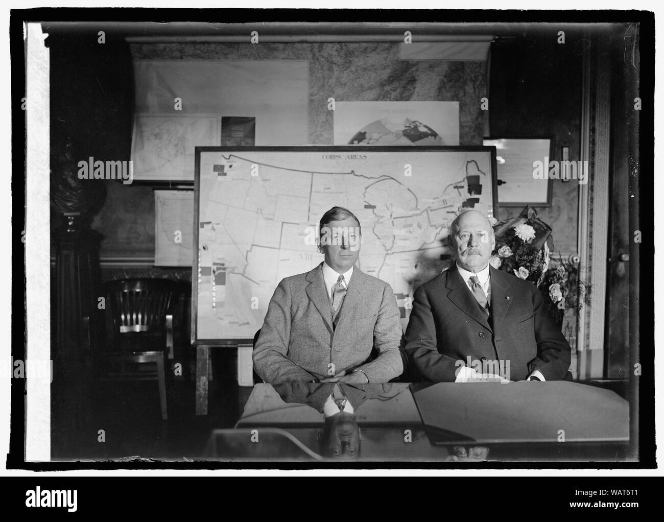 14 figures Cut Out Stock Images & Pictures - Alamy