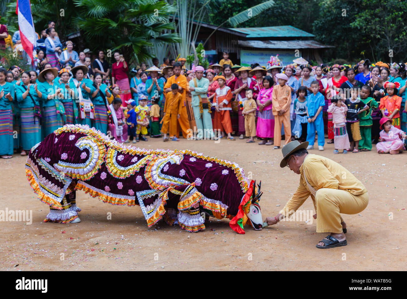 Group of Shan or Tai Yai (ethnic group living in parts of Myanmar and ...