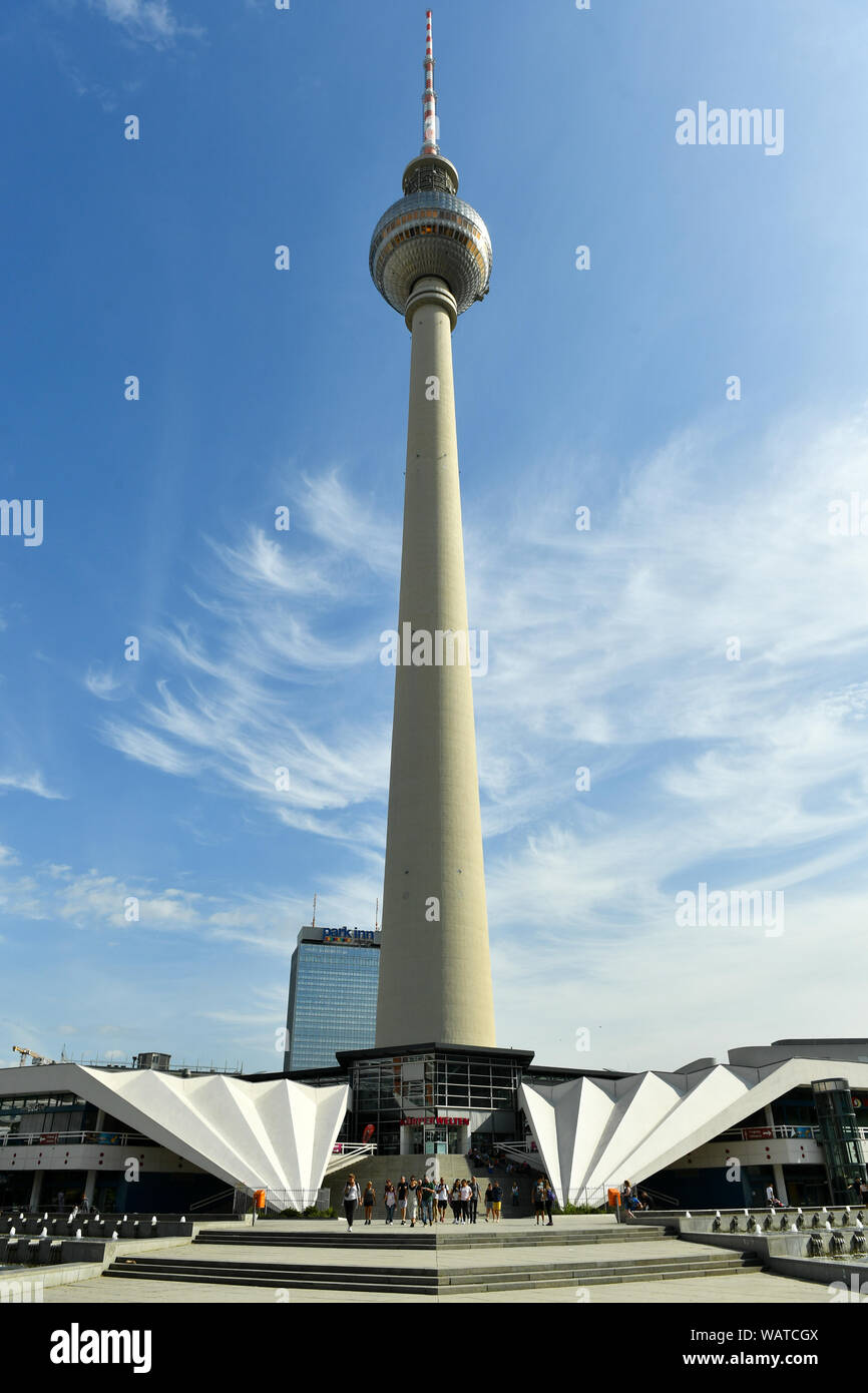 Berlin, Germany. 20th Aug, 2019. The Berlin television tower at ...