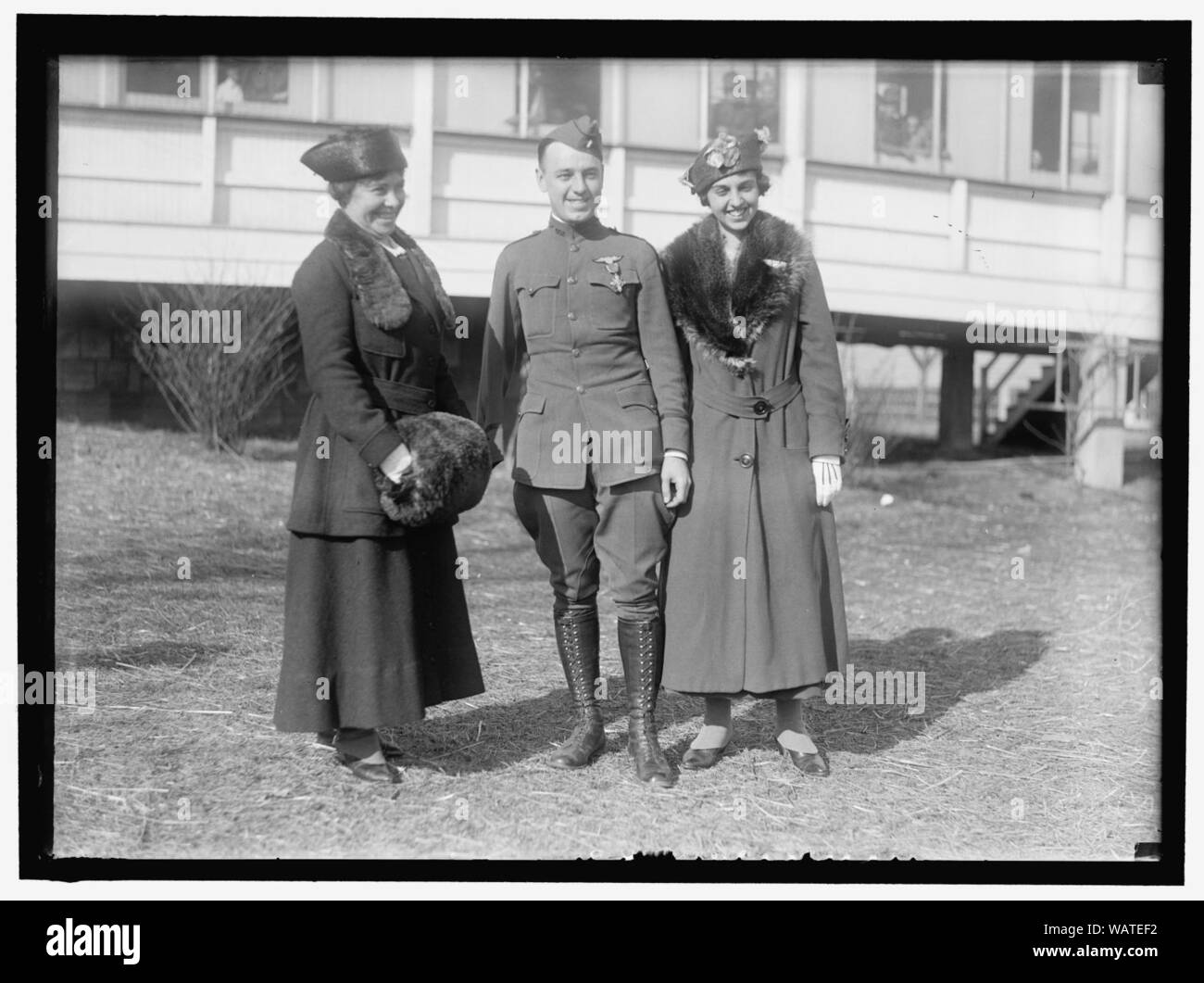 DREW, C. LIEUTENANT, U.S.A. WITH LADIES Stock Photo - Alamy