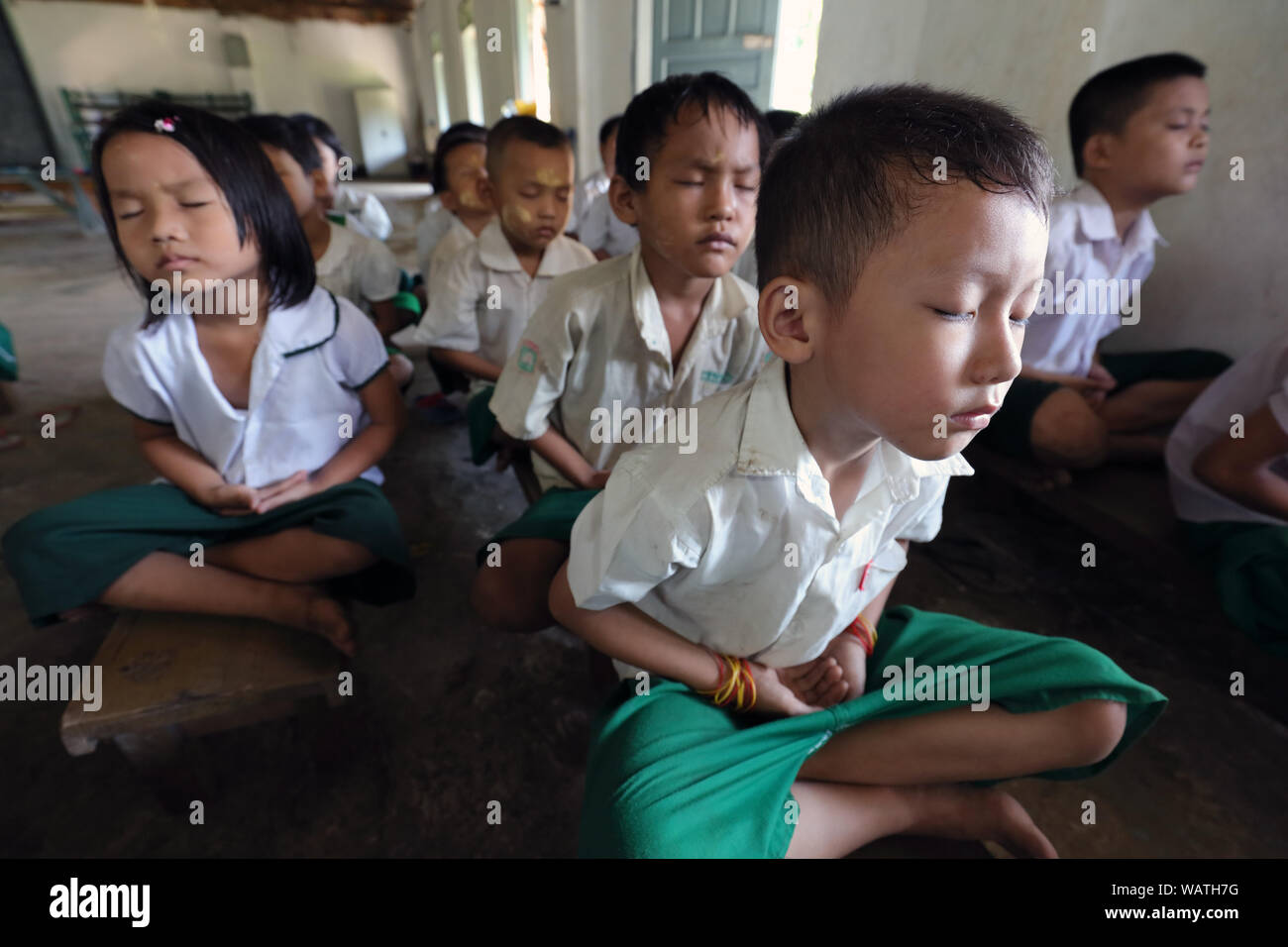 Burmese children in a monastic school in Mandalay, Myanmar (Burma Stock ...