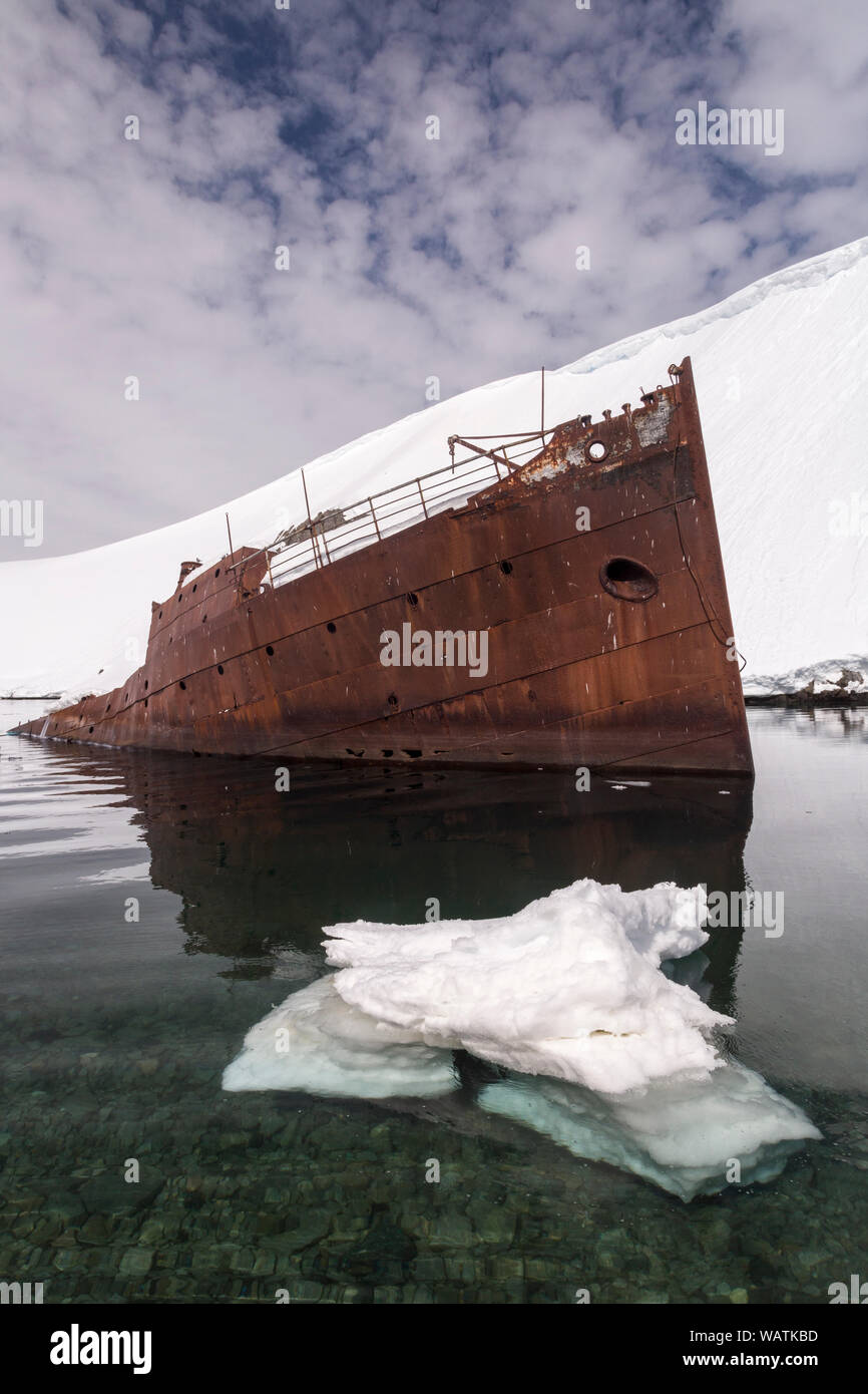 wreck of the Guvenøren at Enterprise Island Stock Photo - Alamy