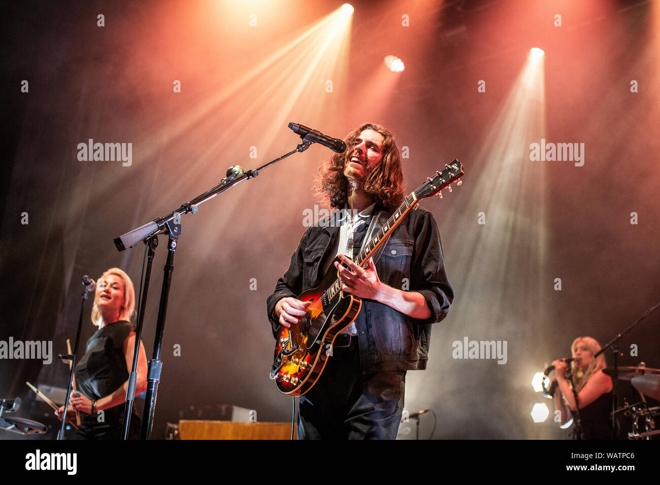 John byrne artist hi-res stock photography and images - Alamy
