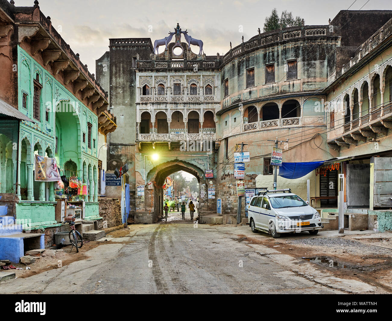 Santholia Gate, Haveli in Mandawa, Shekhawati Region, Rajasthan, India ...