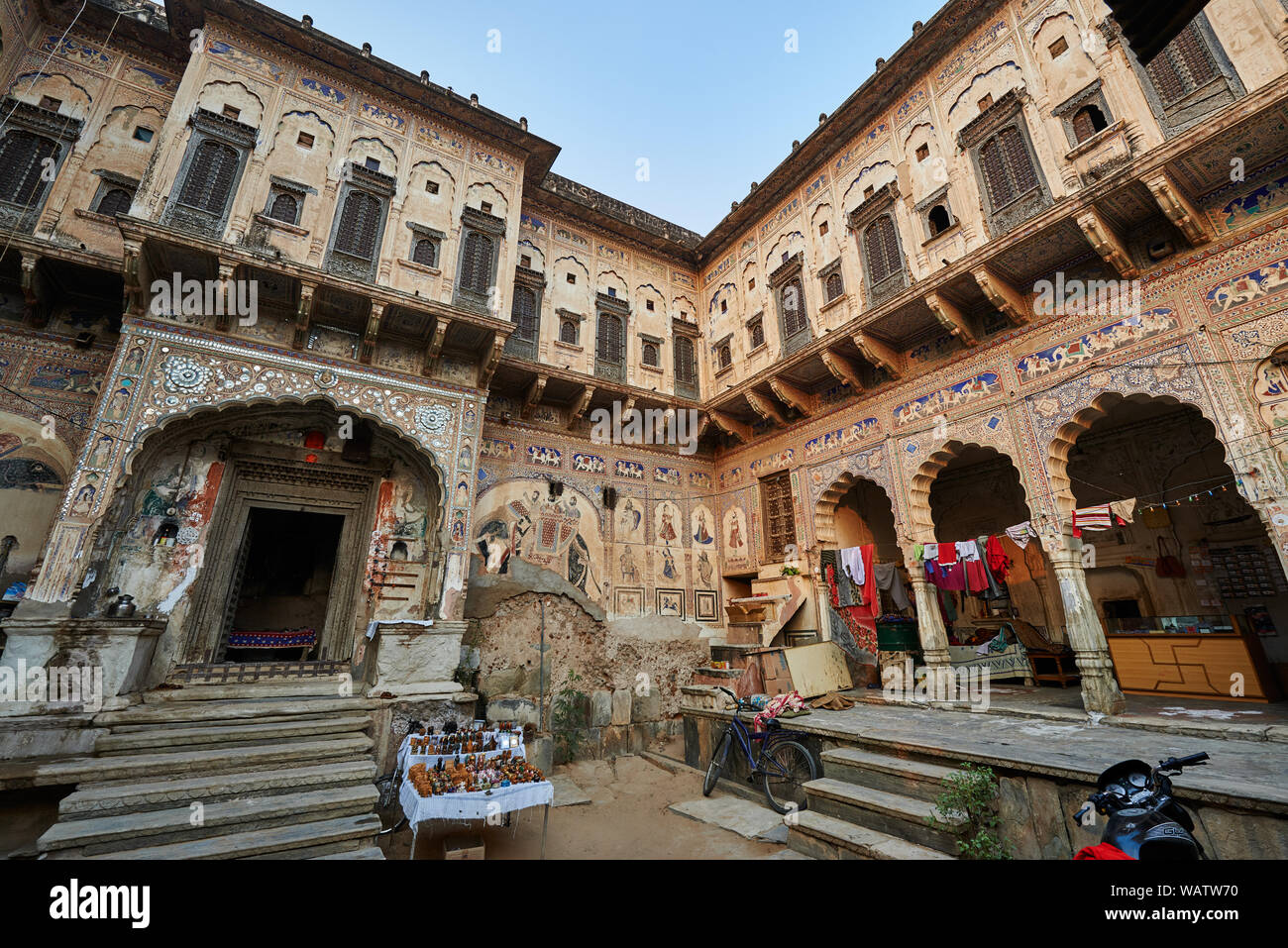 Haveli in Mandawa, Shekhawati Region, Rajasthan, India Stock Photo - Alamy