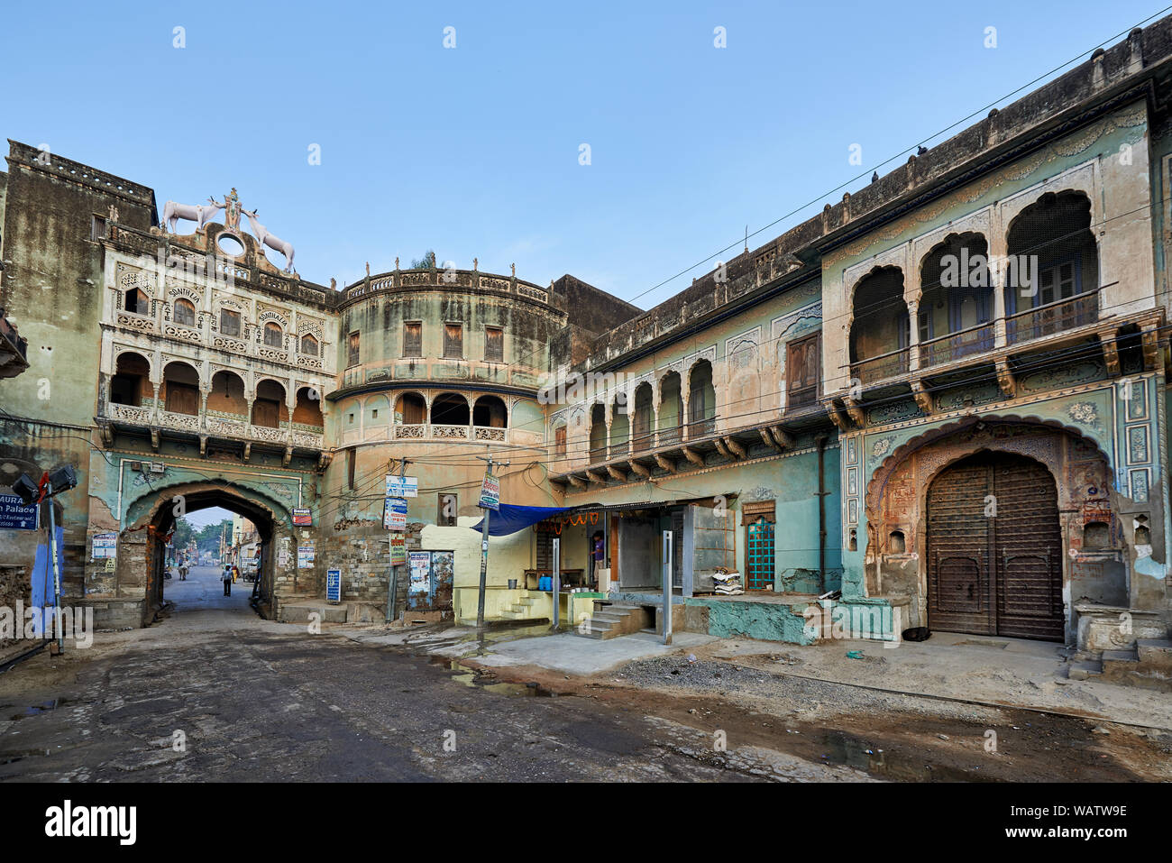Santholia Gate, Haveli in Mandawa, Shekhawati Region, Rajasthan, India ...