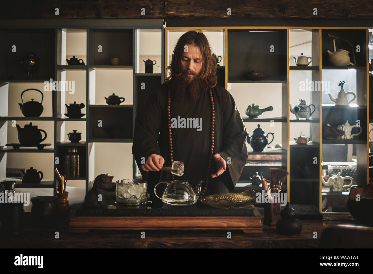 Tea ceremony is perfomed by tea master Stock Photo - Alamy
