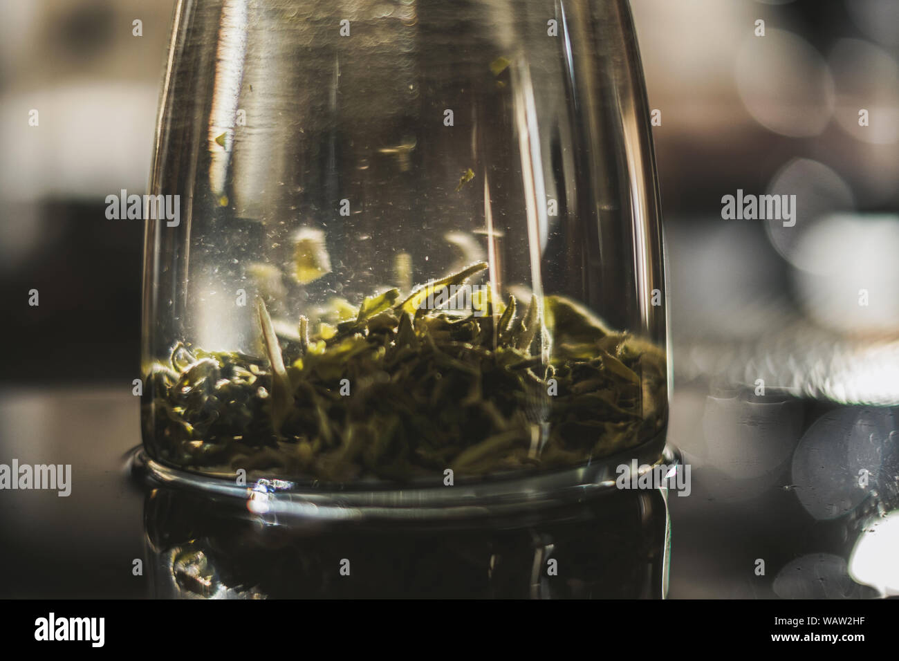 Vertical brewing of a tea Stock Photo - Alamy