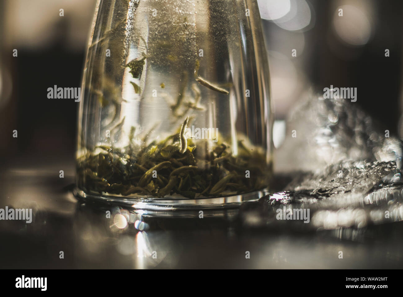 Vertical brewing of a tea Stock Photo - Alamy