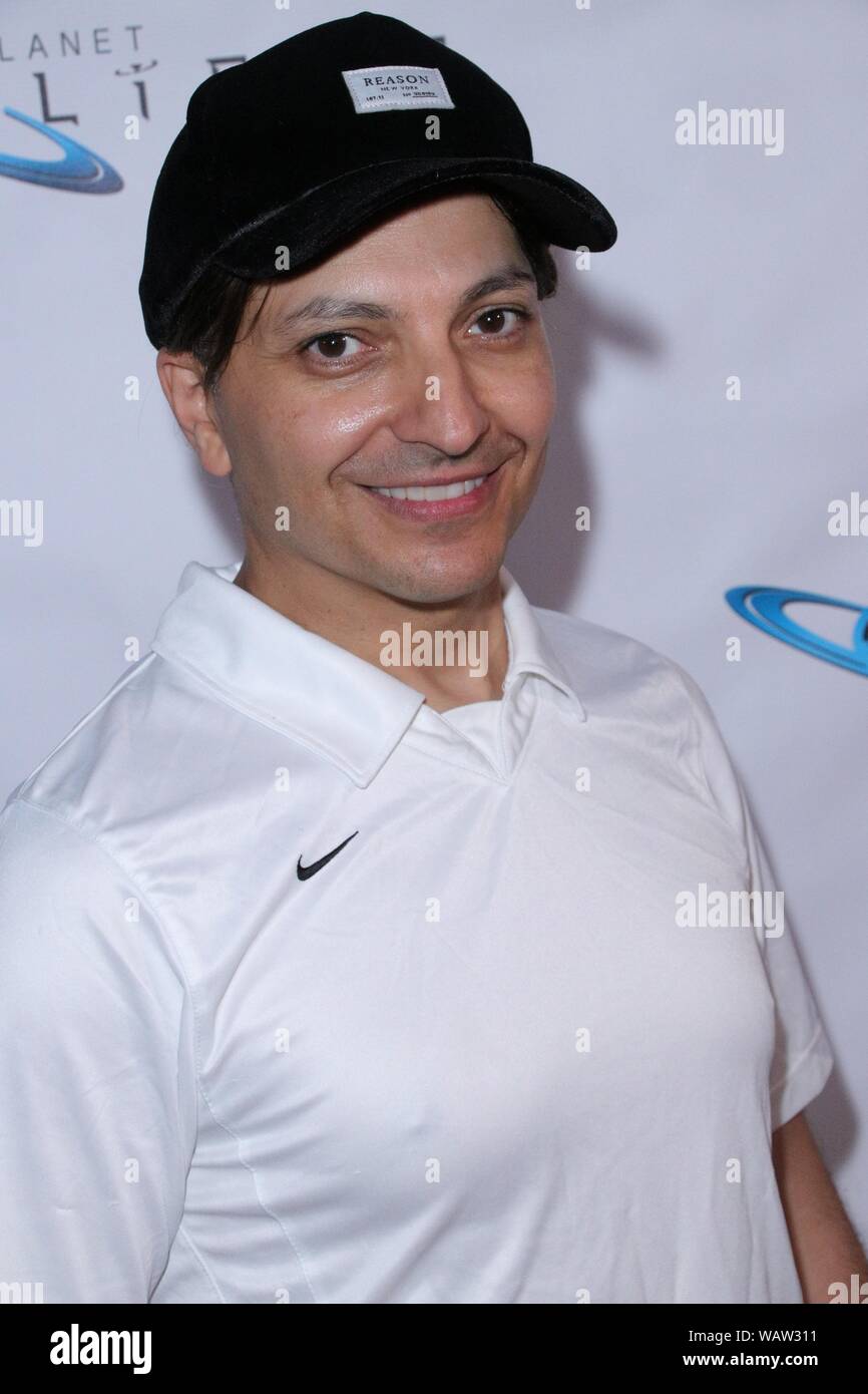 Planet Gliese Musical Fundraiser Soiree Featuring: Basil Moore Where ...