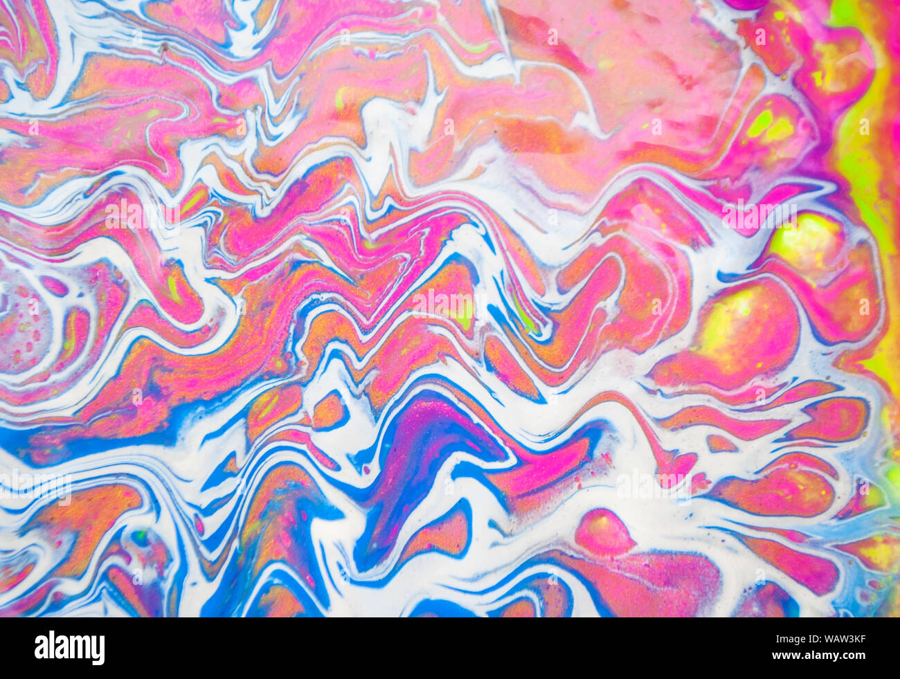 Fluid paint hi-res stock photography and images - Alamy